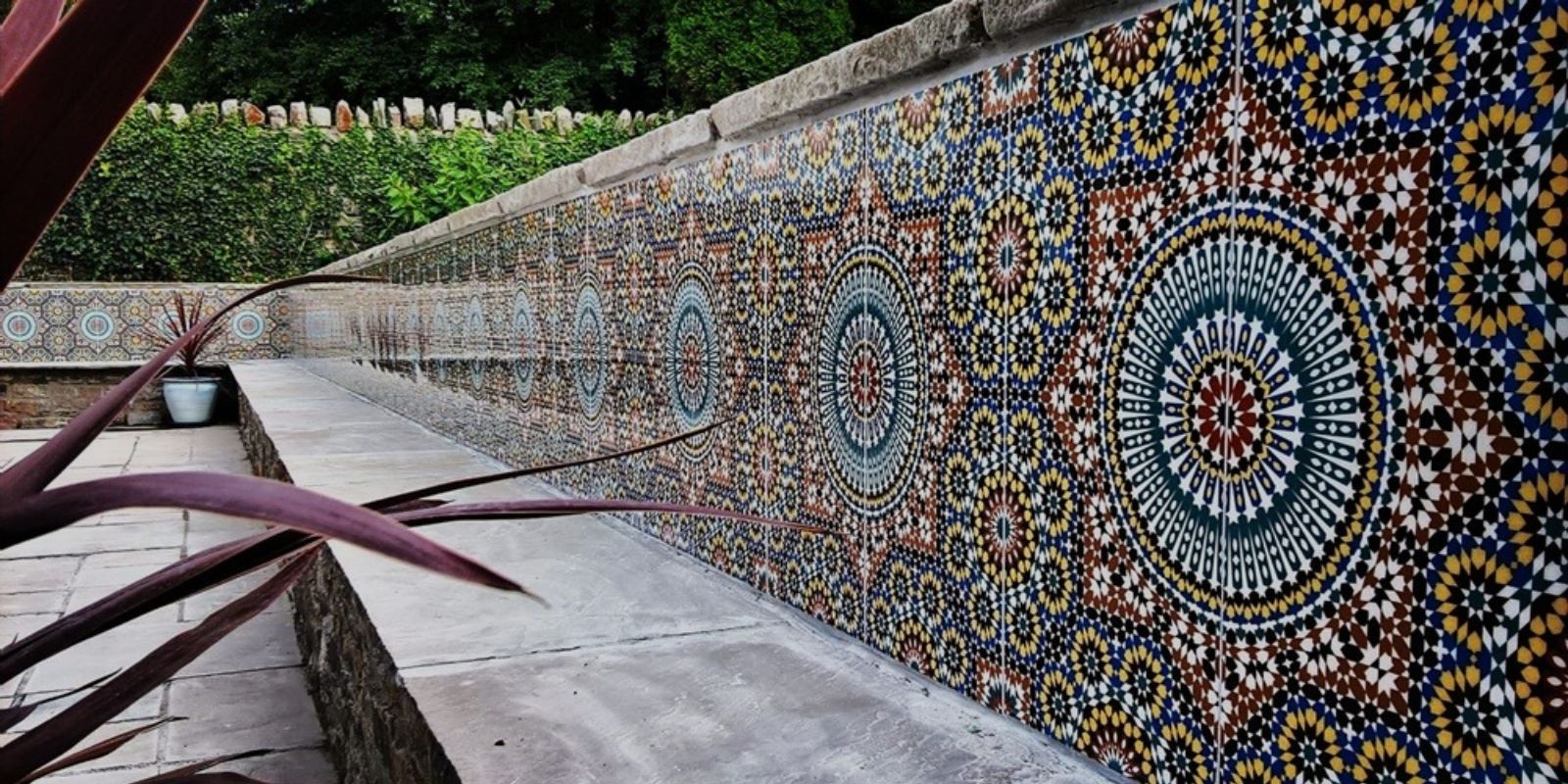 6 Incredible Outdoor Wall Tiles Design Ideas | AV Landscaping UAE