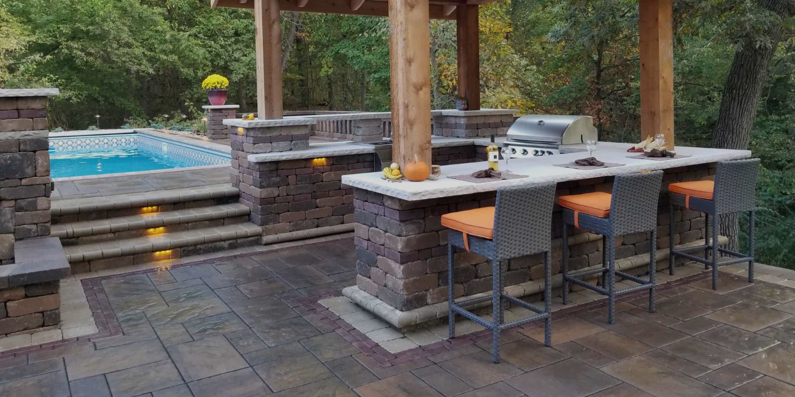 6 Unique Outdoor Patio Bar Ideas On A Budget | AV Landscaping UAE