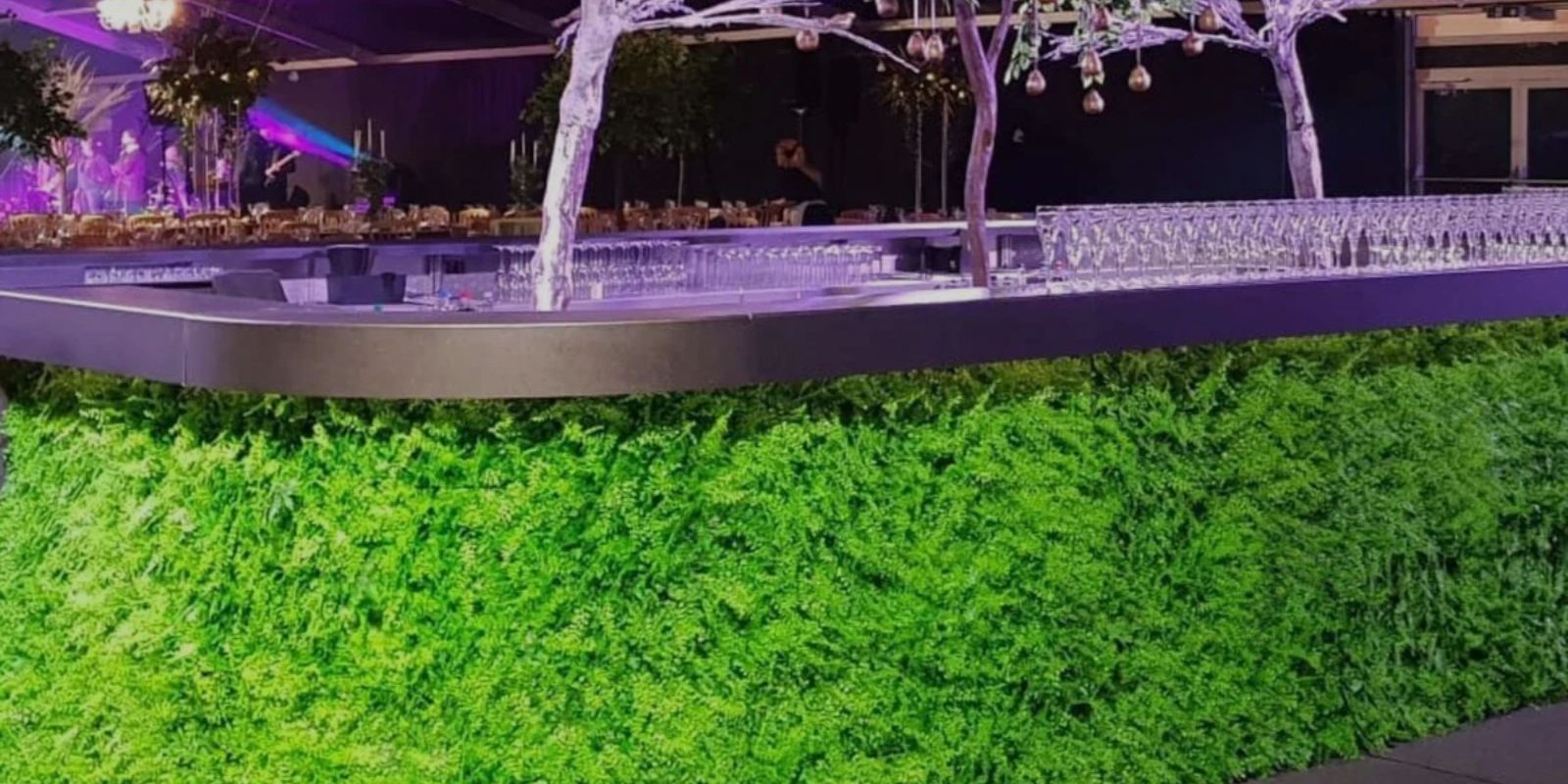 6 Impressive Uses Of Artificial Grass Wall | AV Landscaping UAE
